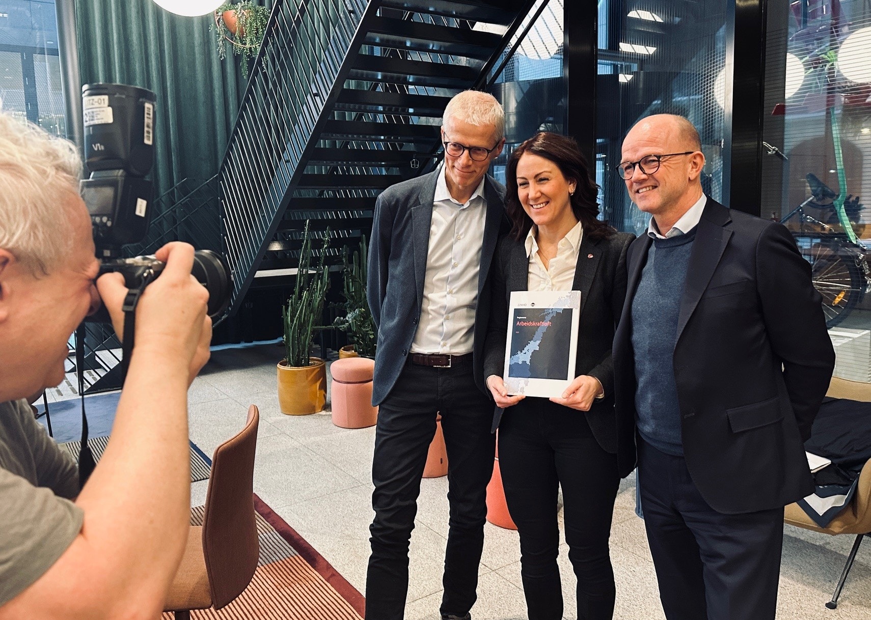 NHO og NAV sammen om å få flere i jobb NHO og NAV sammen om å få flere i jobb